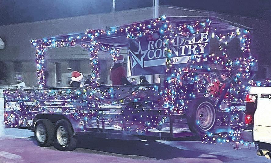 Scenes from the 2022 Lighted Christmas Parade | Rockdale Reporter
